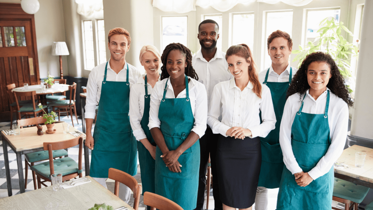Newly launched Deaf-Friendly Dining training is led by a deaf ...